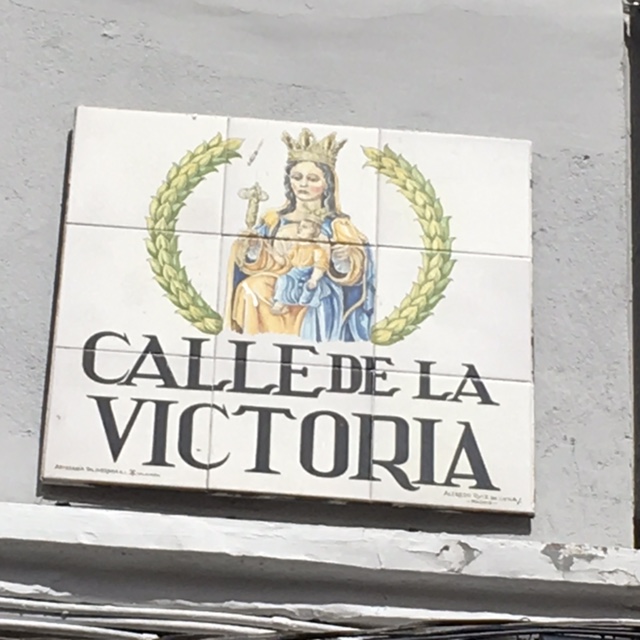 My favorite street marker in Madrid – Creative Writing with the Crimson ...